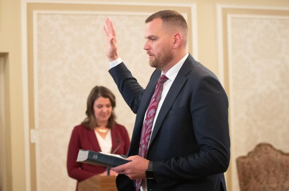 Former Edmonton Elks CEO to head athlete safety committee after fighter ...