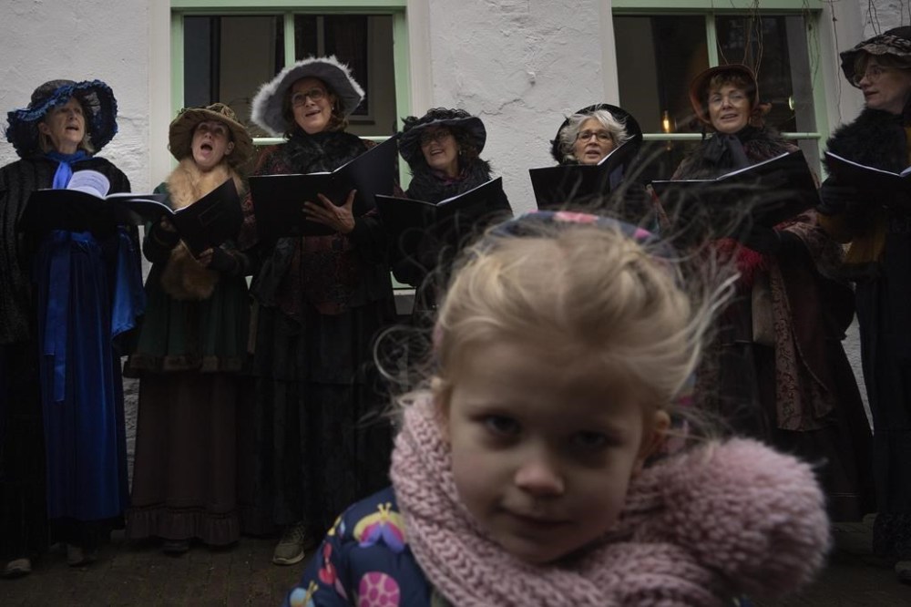 Charles Dickens’ characters come alive in a Dutch town enamored with ...