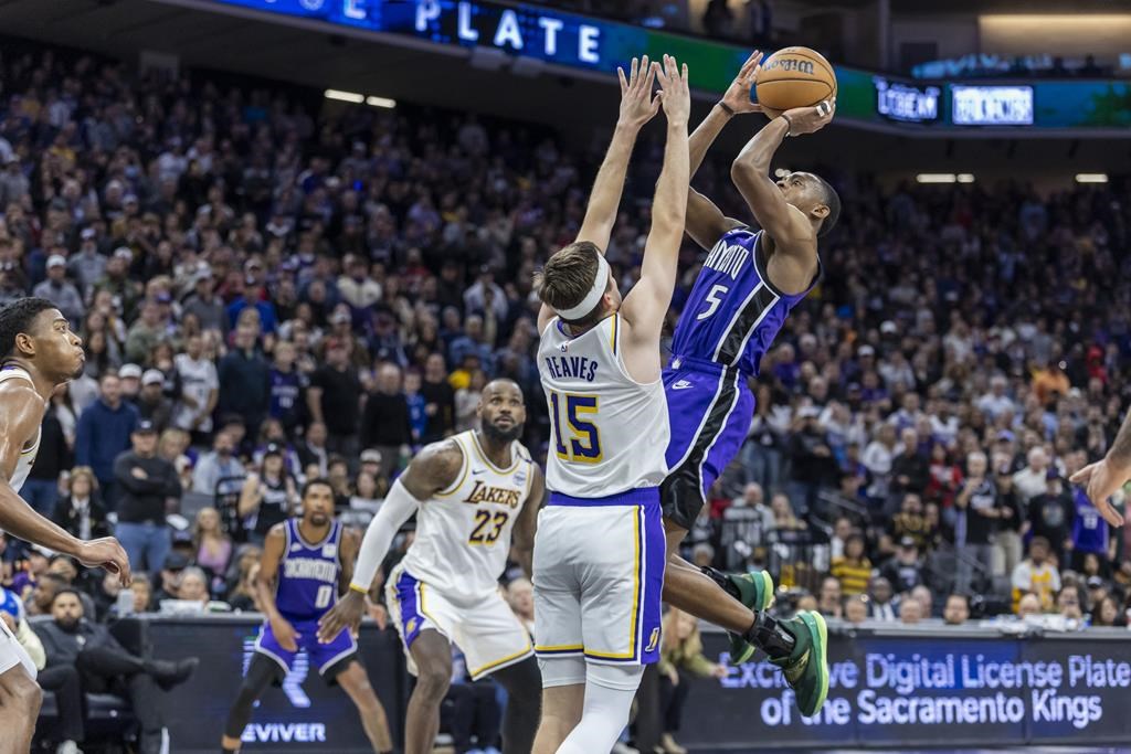 Lakers sweep 2-game set against Kings with a win – Winnipeg Free Press