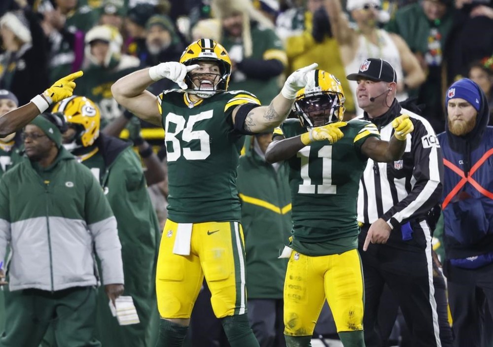 Majority of Proline players pick Packers to earn win over Saints ...