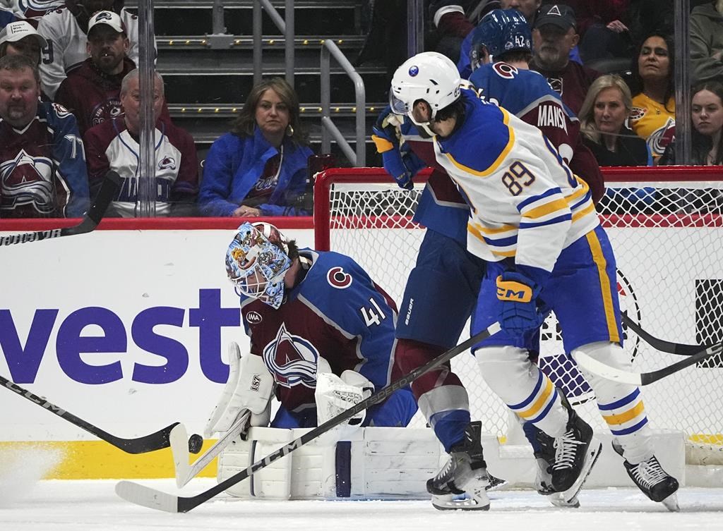 Jared Bednar upset with no whistle on play where Avalanche goalie Scott ...
