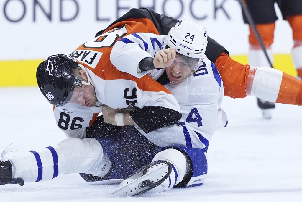 Maple Leafs win fifth straight by grounding Flyers 3-2 – Winnipeg Free ...