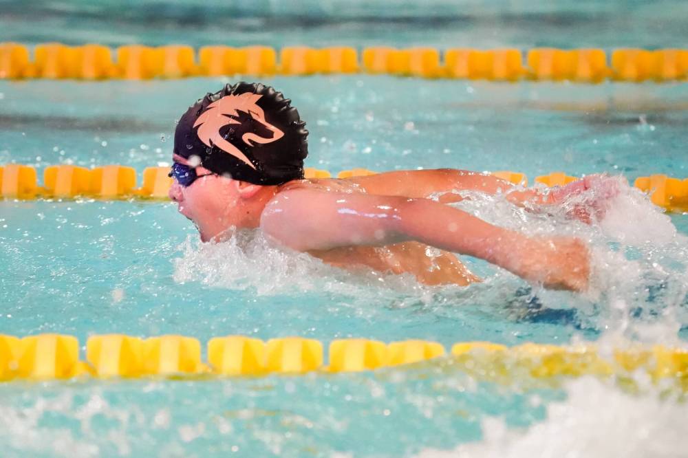 Pre-teen turning heads in pool – Winnipeg Free Press
