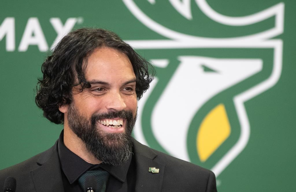 Mark Kilam having no trouble getting used to his new green-and-gold ...