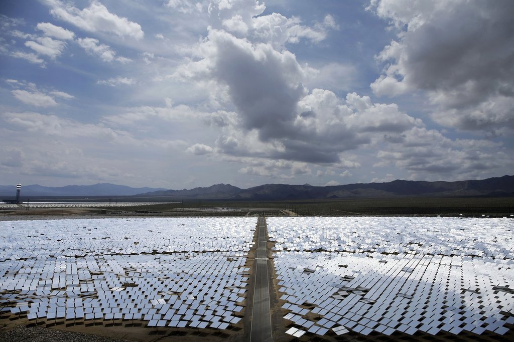 11 years after a celebrated opening, massive solar plant faces a bleak ...