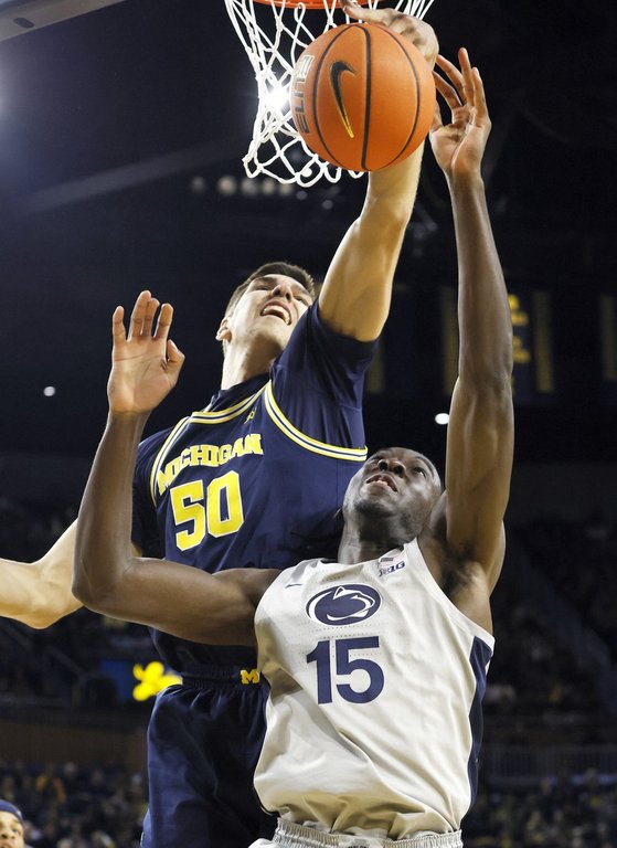 Tre Donaldson scores 7 during Michigan’s game-closing 9-0 run for a 76 ...