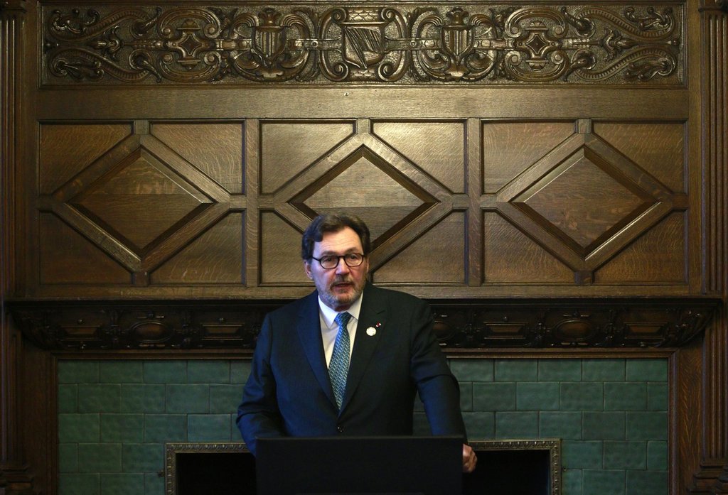Chief justice on mission to bring Supreme Court ‘closer to Canadians ...