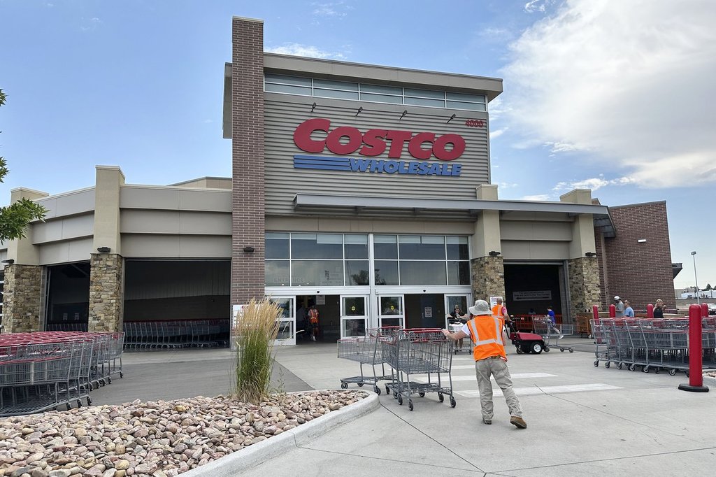 Thousands of Costco workers prepare to strike with midnight contract ...