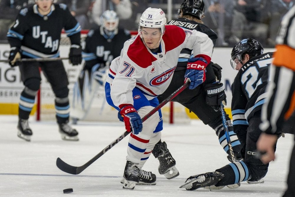 Montreal Canadiens sign centre Jake Evans to four-year contract ...