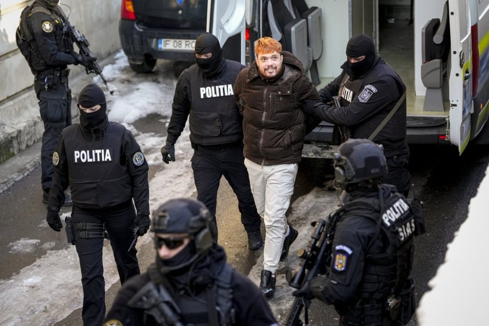 After 9 months on the run, a French fugitive who staged a deadly escape ...