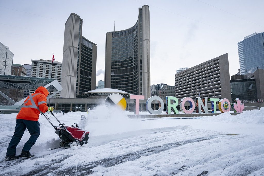 Tens of thousands of Toronto municipal workers will be in strike ...