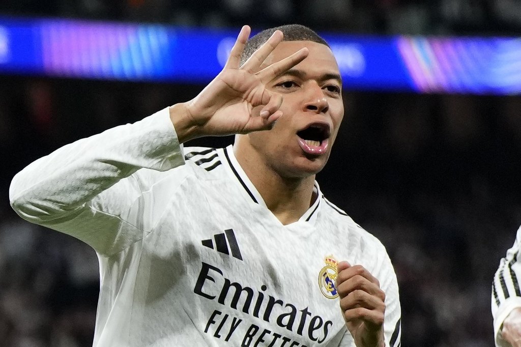 Ancelotti says Mbappé will be available to play in Copa semifinal ...