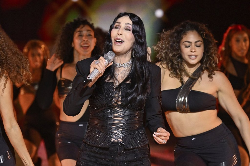 Cher, Lady Gaga, Miley Cyrus, Snoop Dogg: ‘Saturday Night Live’ is ...