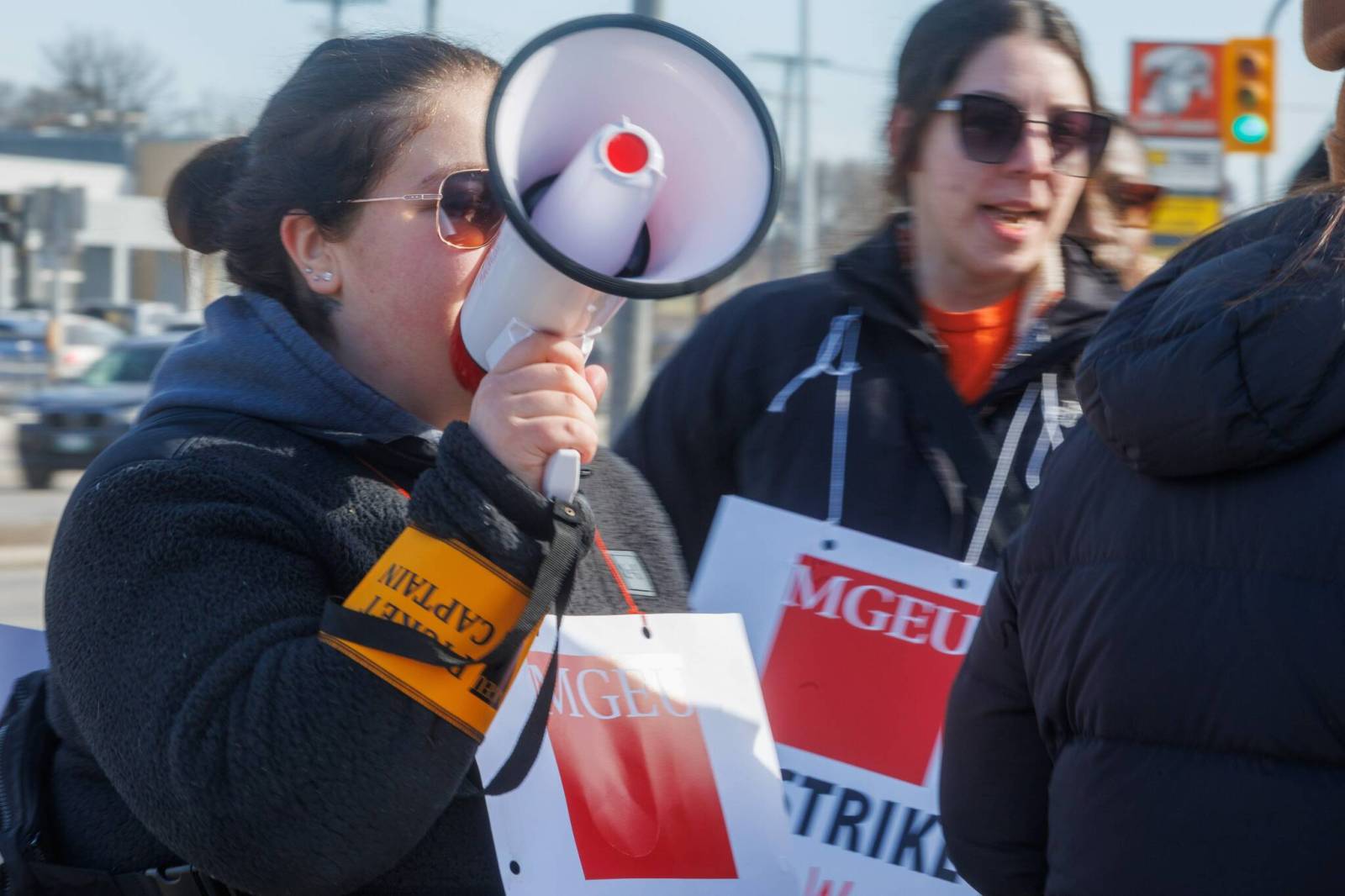 Striking Métis and Michif CFS workers demand wage parity – Winnipeg ...