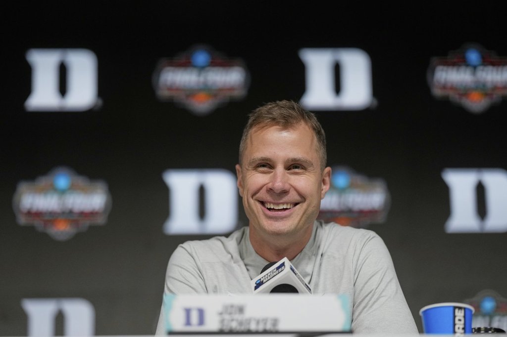 Jon Scheyer followed a legend in Duke’s Coach K. It took him just 3 ...