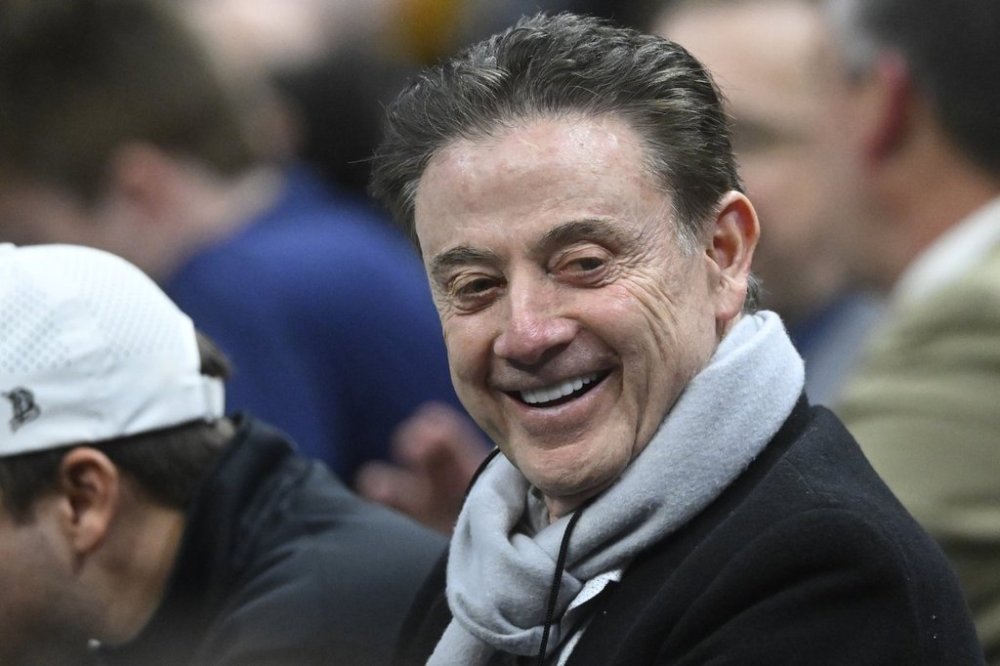Rick Pitino travels to Cleveland to watch his son Richard coach New Mexico in March Madness ...