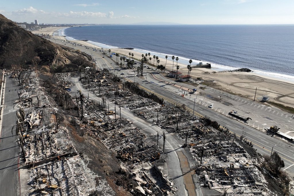 Lawsuits accuse insurers of colluding to drop coverage in fire-prone ...