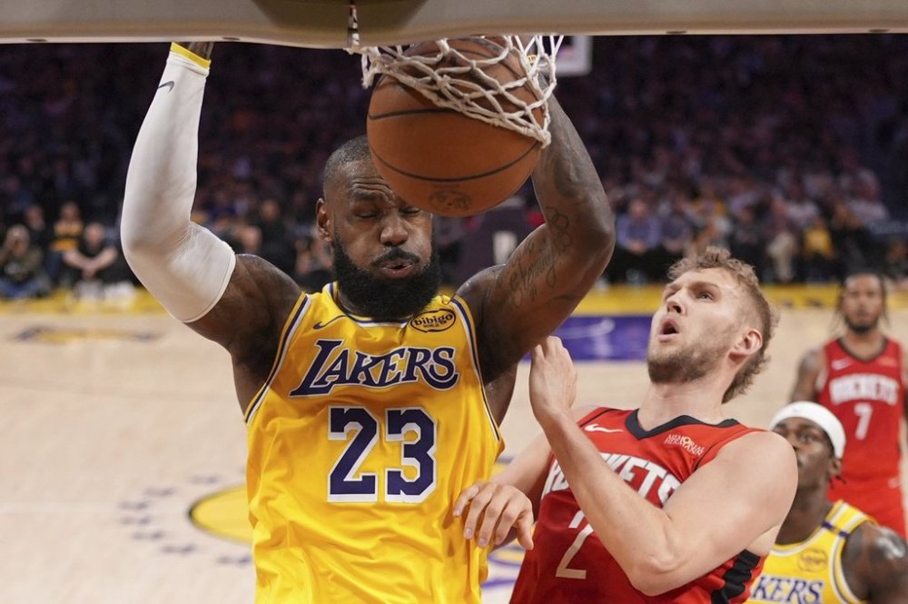 Luka scores 39 points, Lakers wrap up Pacific title and No. 3 seed with ...