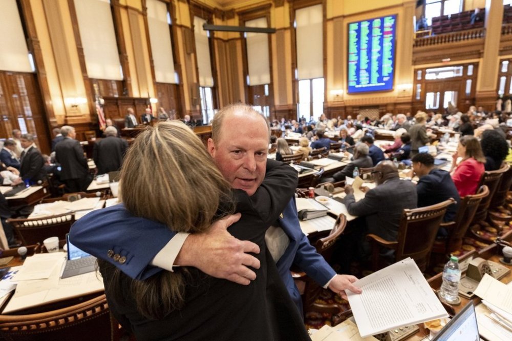 As Gov. Brian Kemp signs Georgia school safety law, supporters look to ...