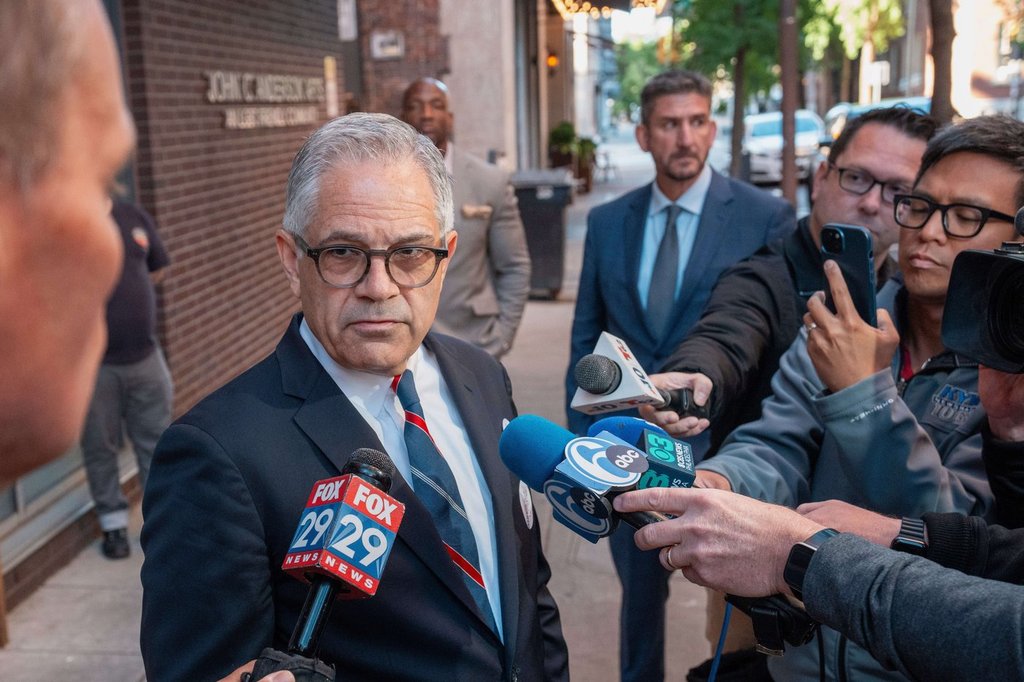 Larry Krasner wins Philadelphia’s Democratic primary for a third term ...
