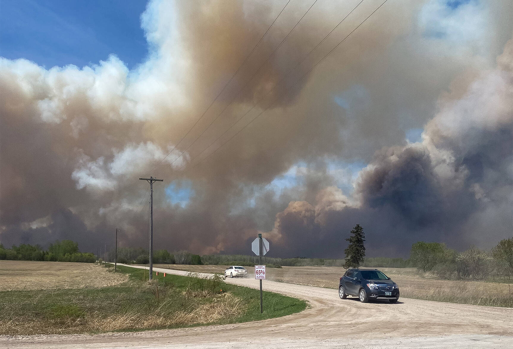 Community spirit soars amid wildfire fight – Winnipeg Free Press