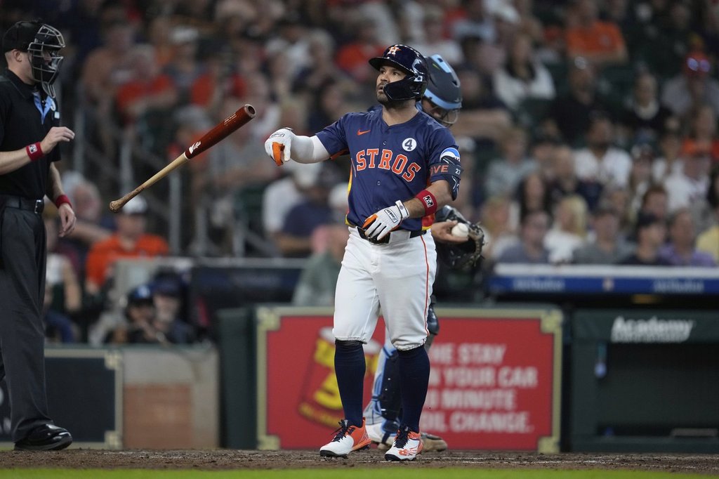 Houston Astros look vulnerable in the AL West. Is anyone ready to ...