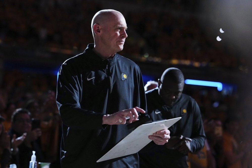 Pacers coach Rick Carlisle has always had to take the winding road to ...