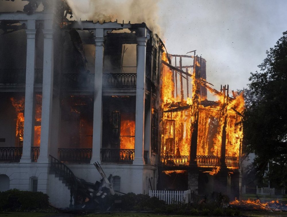 Video of the Nottoway Plantation fire sparks jubilation. It’s about ...