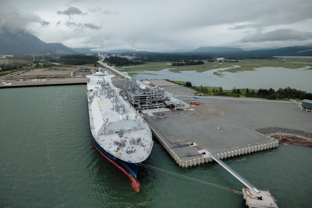 ‘Historic moment’: First LNG Canada shipment departs B.C. for Asia ...