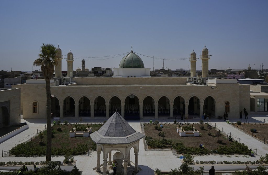 Iraq reopens historic mosque in Mosul 8 years after Islamic State ...