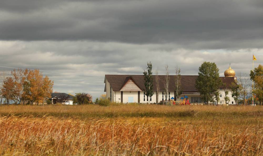 Paved road ‘dream come true’ – Winnipeg Free Press