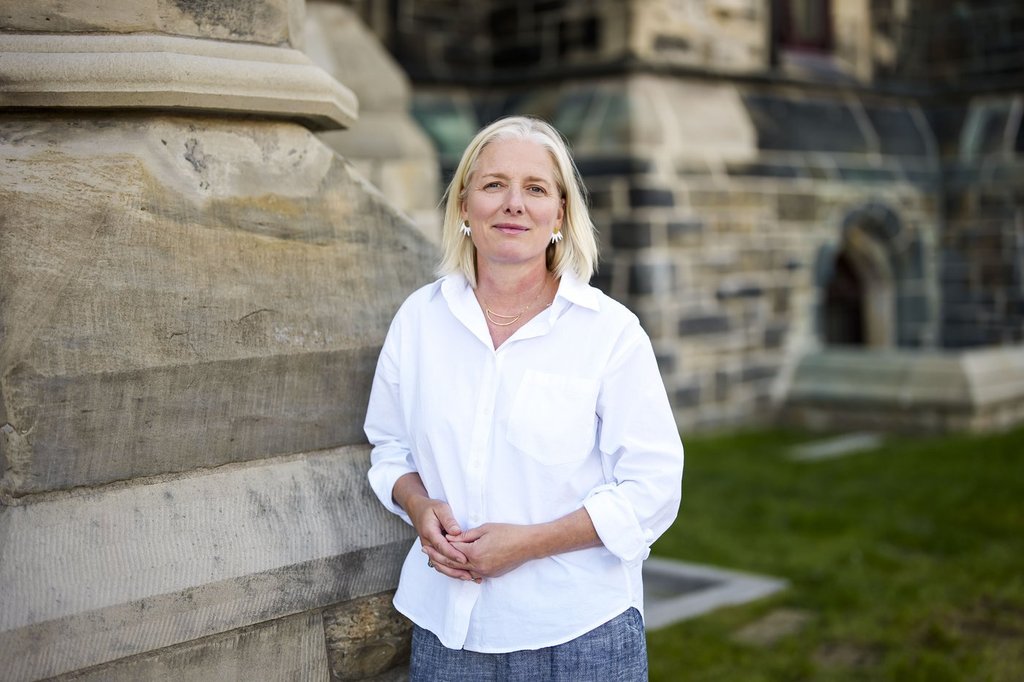 Former climate minister McKenna describes struggles over carbon pricing ...
