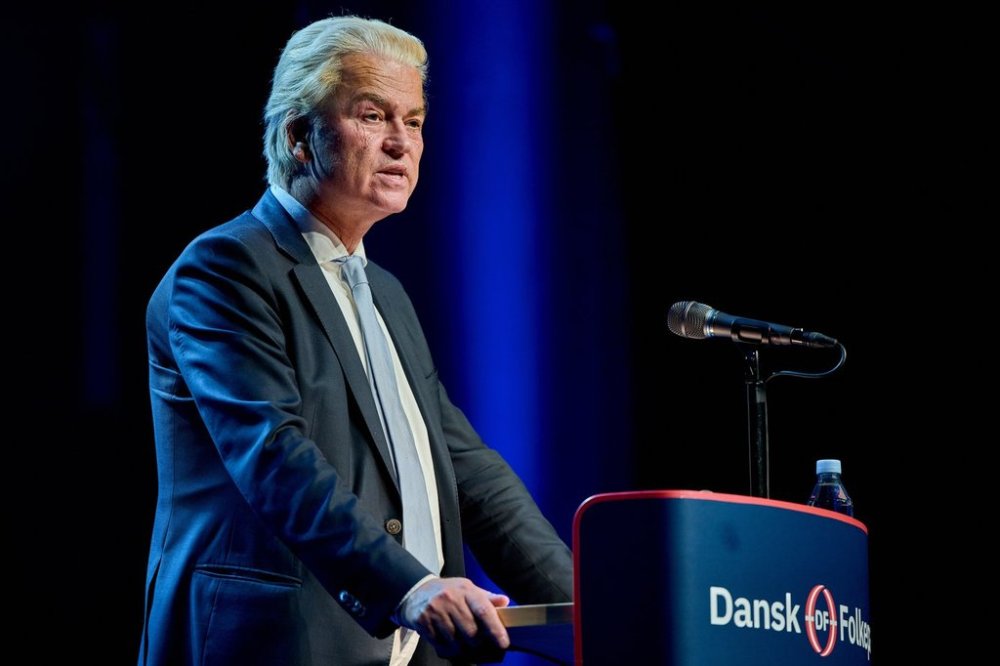 Far-right lawmaker Geert Wilders returns to Dutch campaign trail after ...