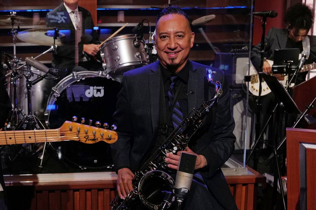 Cleto Escobedo III, Jimmy Kimmel’s bandleader and childhood friend, dies at 59 – Winnipeg Free Press