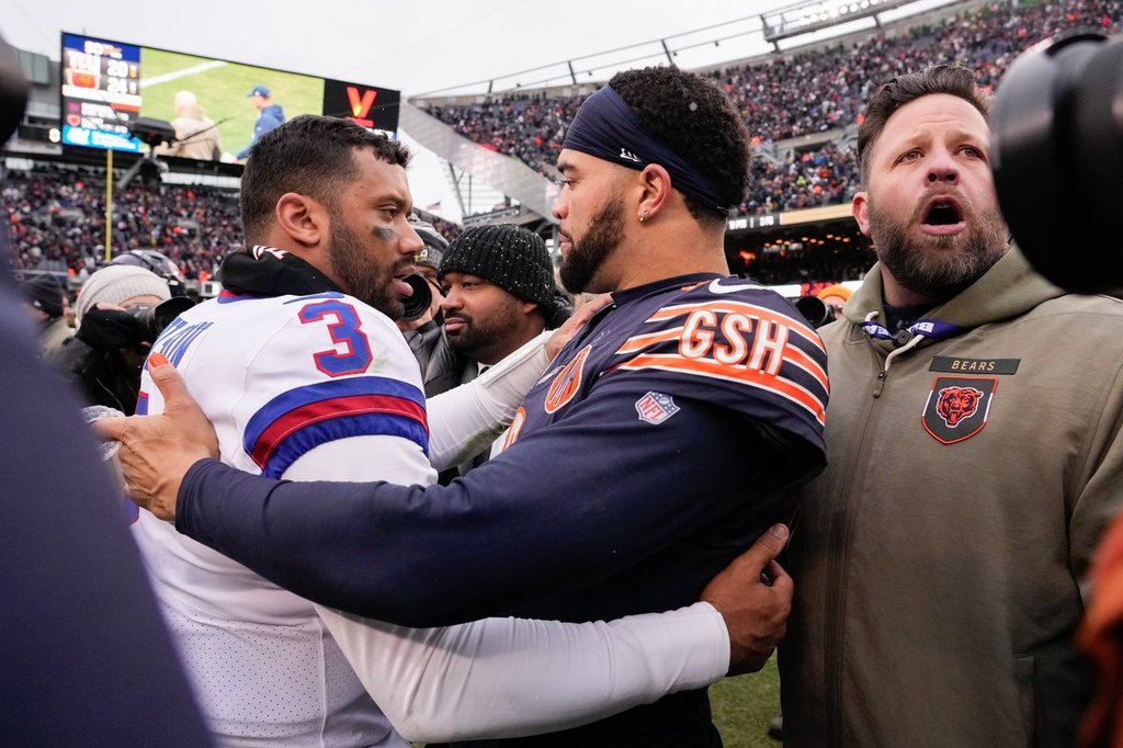 Mike Kafka may have a quarterback decision to make after taking over as ...