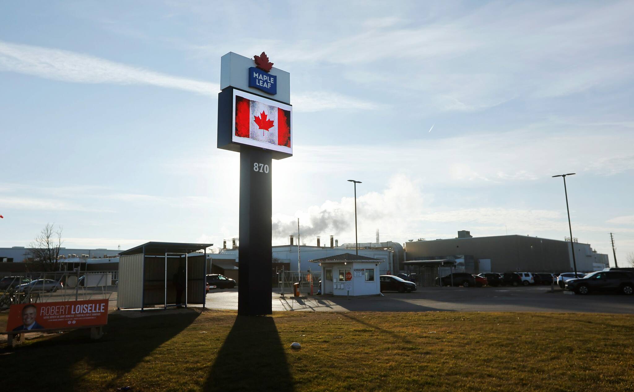 Maple Leaf workers at Winnipeg plant vote in favour of strike ...