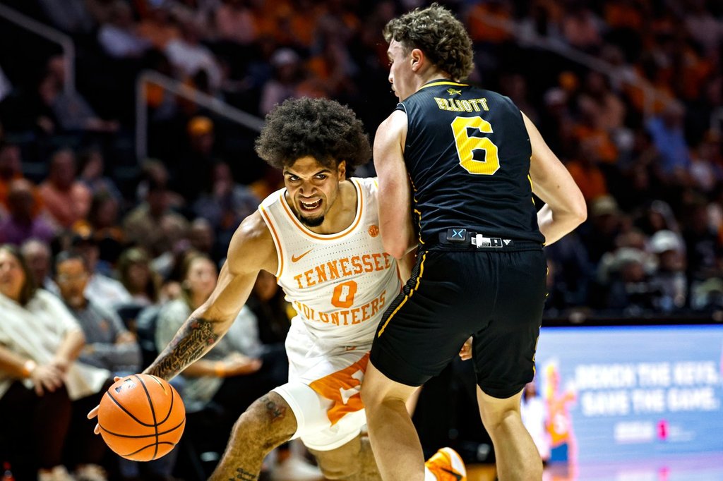 Nate Ament scores 23 to lead No. 18 Tennessee over Northern Kentucky ...
