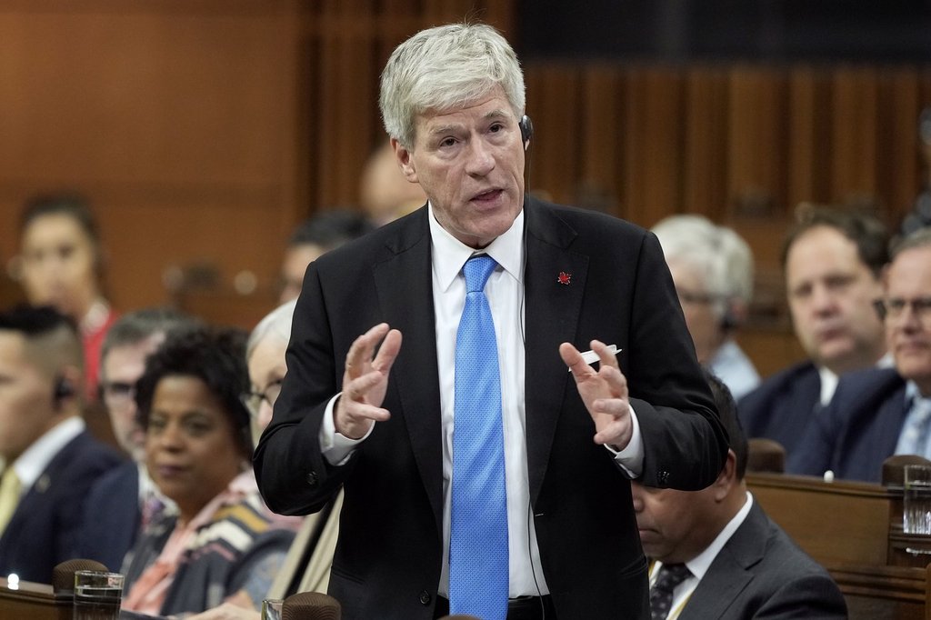 In the news today: Hodgson says B.C. tanker ban clarity is close ...