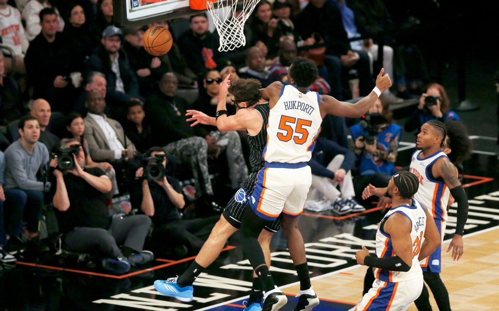 Magic diagnose Franz Wagner with high ankle sprain after awkward ...