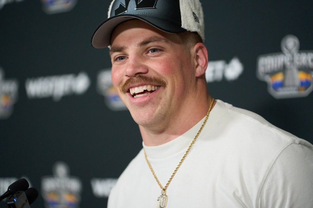 Alouettes quarterback Alexander looks to extend his unbeaten streak at ...
