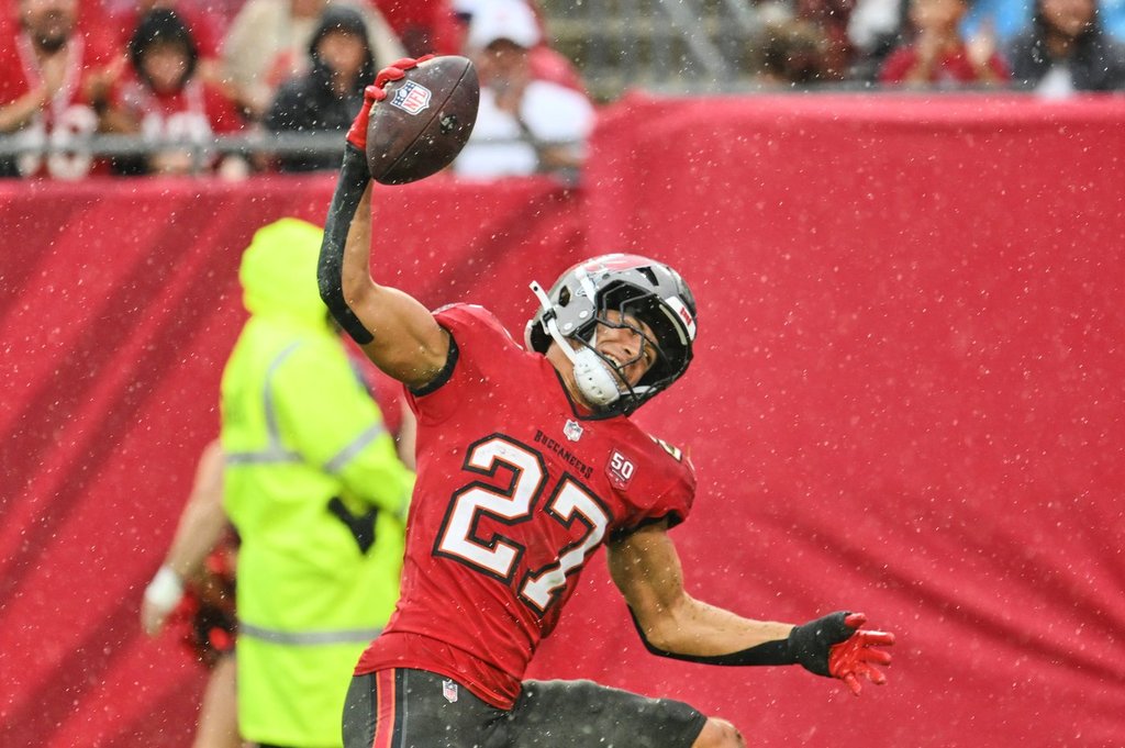 From the 0-26 “Yuccaneers” to 2-time champions, Buccaneers celebrate 50 ...