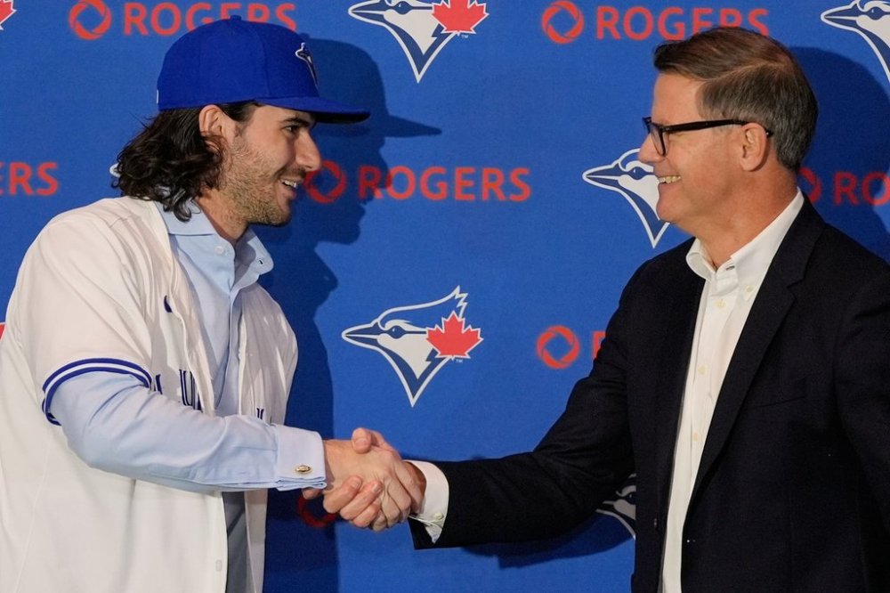 Dylan Cease impressed by Blue Jays’ recruiting pitch as much as his own tosses – Winnipeg Free Press