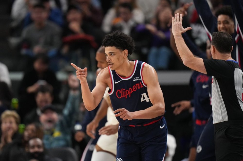 From unknown to memorable: Kobe Sanders’ breakout game against the ...