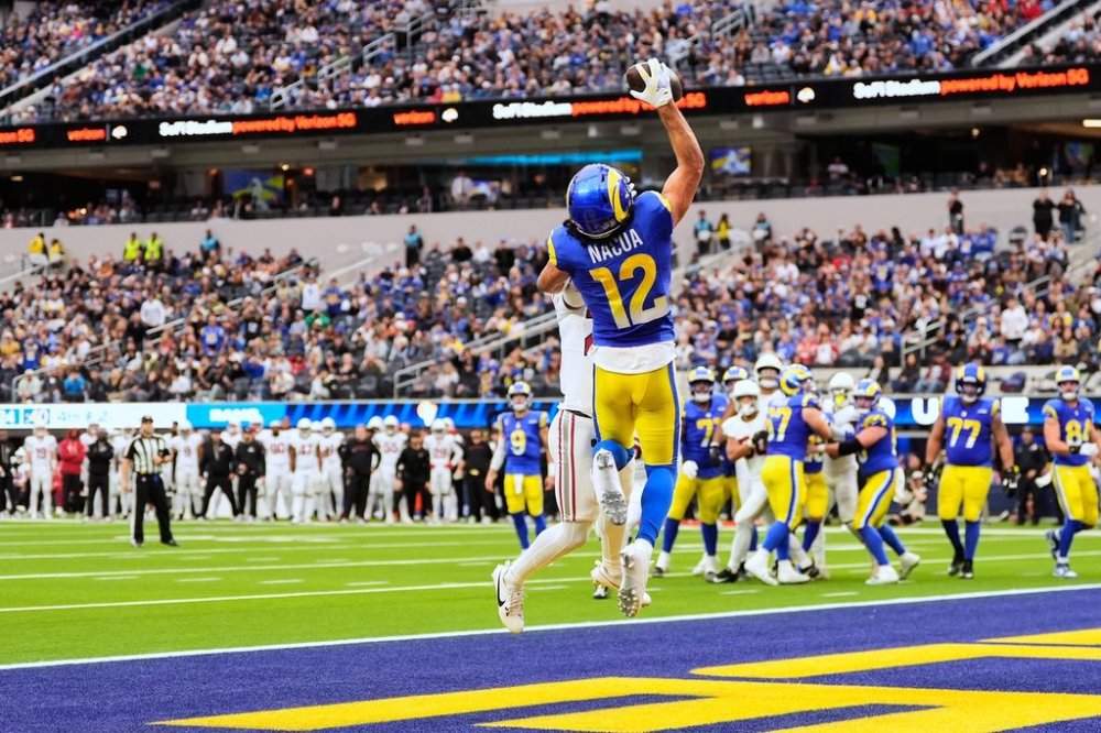 Stafford throws 4 more touchdown passes, and Rams beat Cardinals 37-20 ...