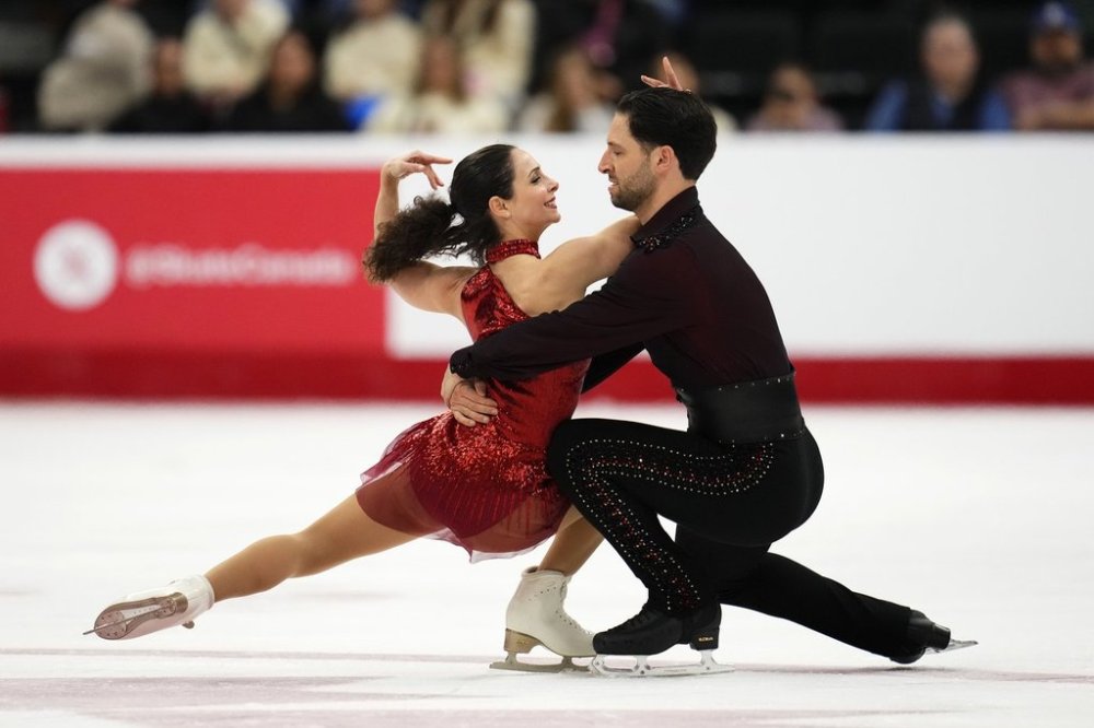 Canadian pair Stellato-Dudek, Deschamps out of figure skating team ...