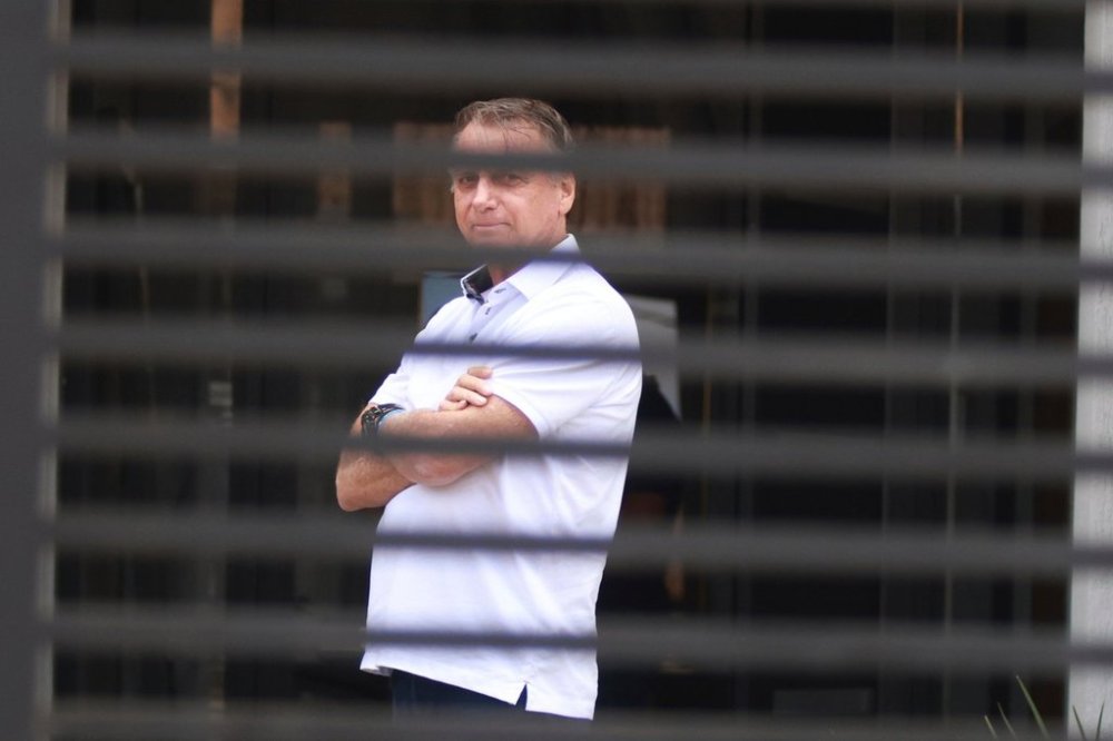Brazil’s Supreme Court moves Bolsonaro to larger cell with outdoor area ...