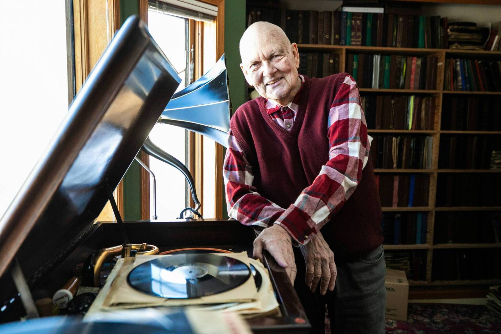 Stacking the shellac – Winnipeg Free Press