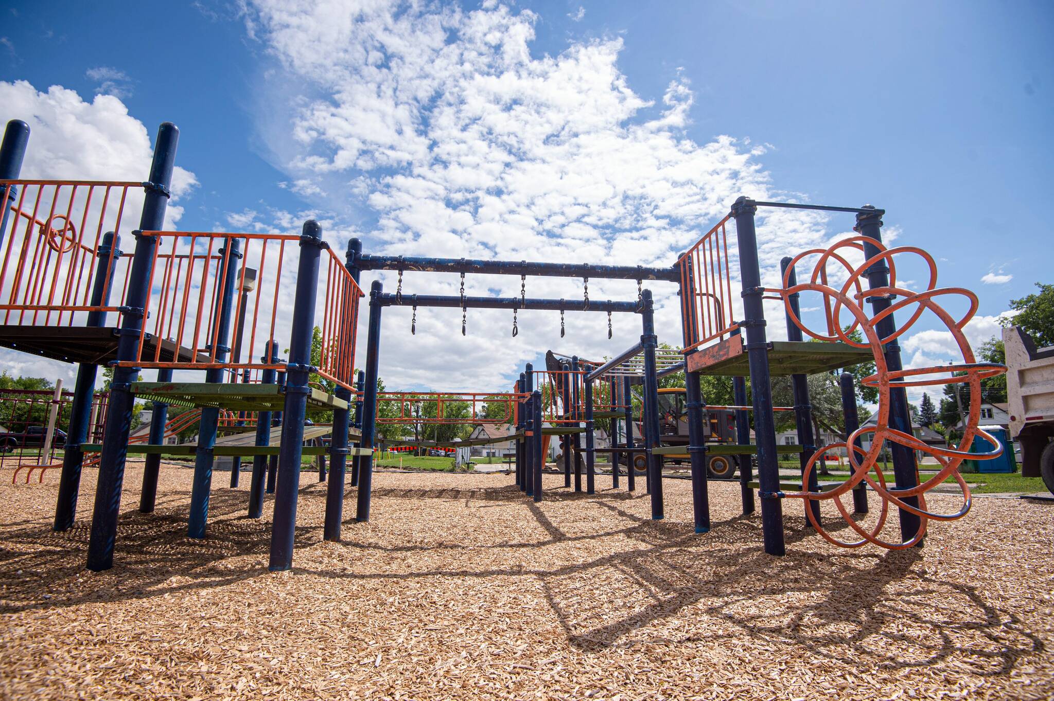 Councillor wants to relieve parents of school playground structure ...