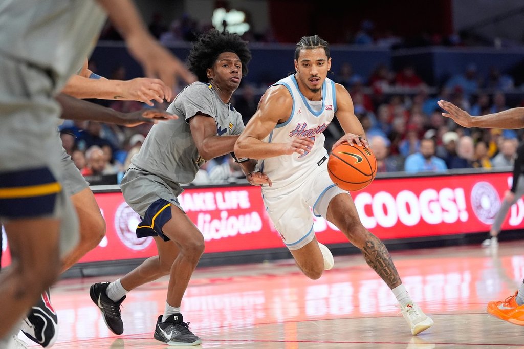 Milos Uzan’s 17 points leads No. 7 Houston in 77-48 win over West ...