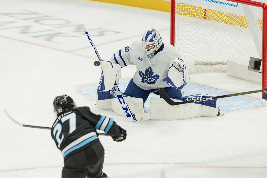 Guenther scores 2 goals as Mammoth beat Maple Leafs 6-1 – Winnipeg Free ...